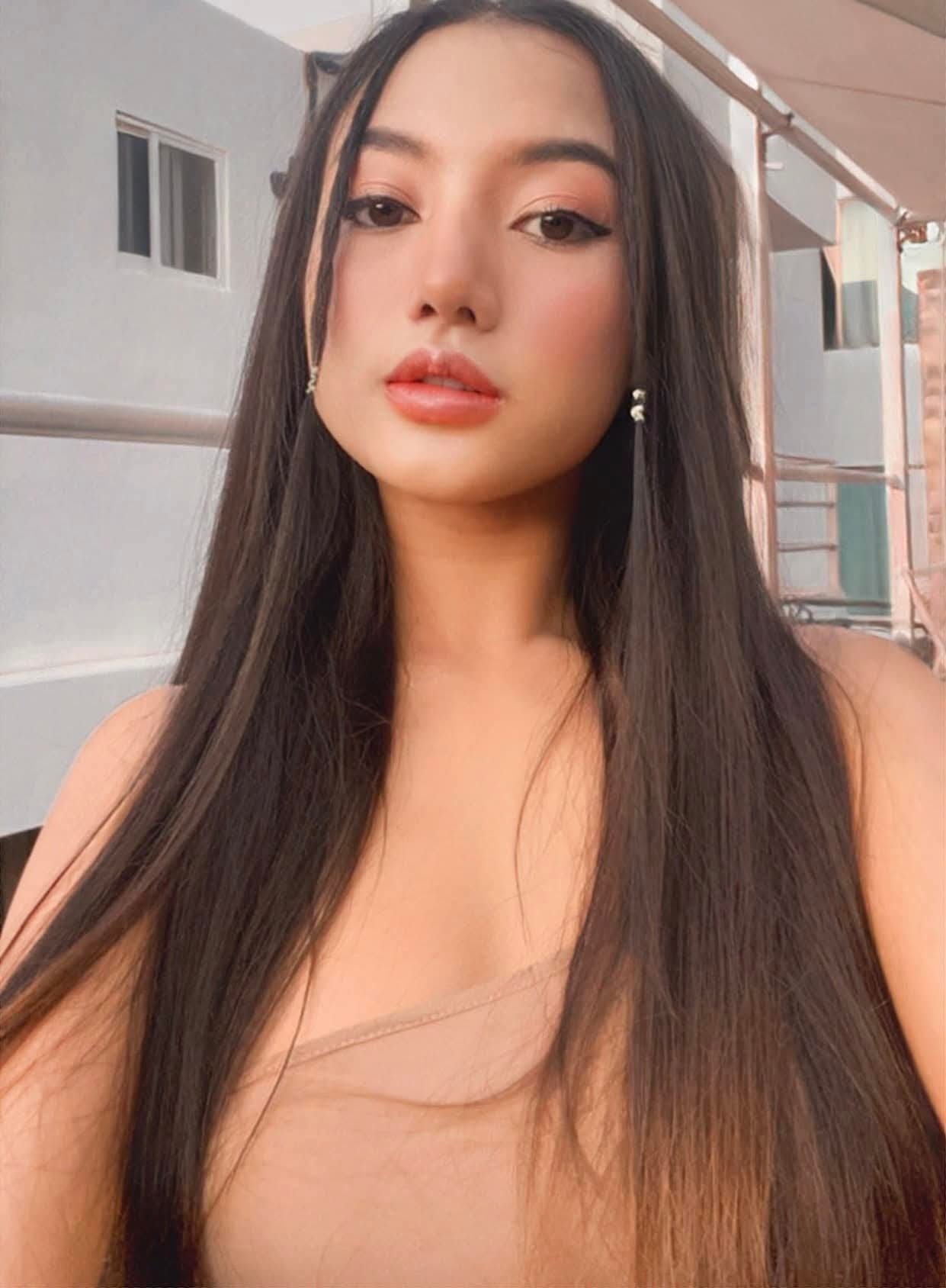 Model Eaint Treasure | Shoterteach